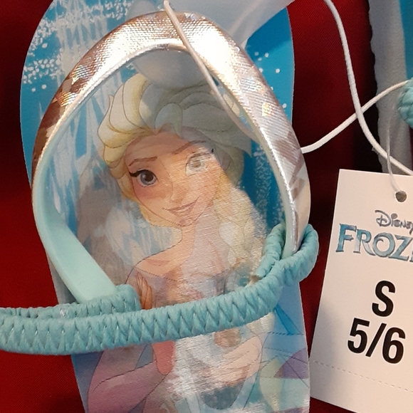 Disney | Shoes | Toddler Girls Frozen Disney Flip Flop Sandals Lot ...